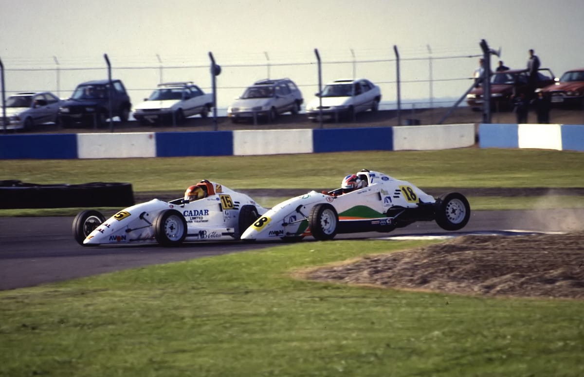 Spectacular Formula Ford Crash.. - A.M.PHOTOBLOG